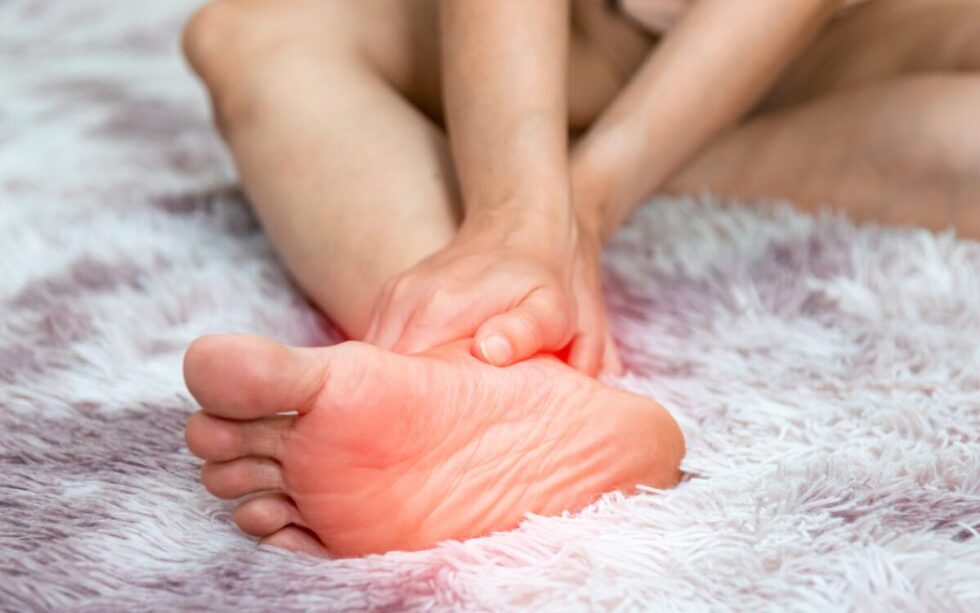 Dor na sola do pé: fascite plantar, neuroma de Morton e outras causas - Reabilitando Fisioterapia